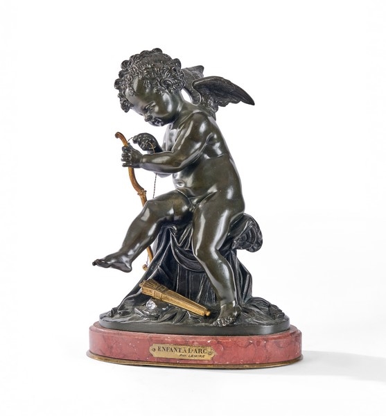 Charles Gabriel Lemire | Cupidon réparant son arc SCULPTURE. et or ...