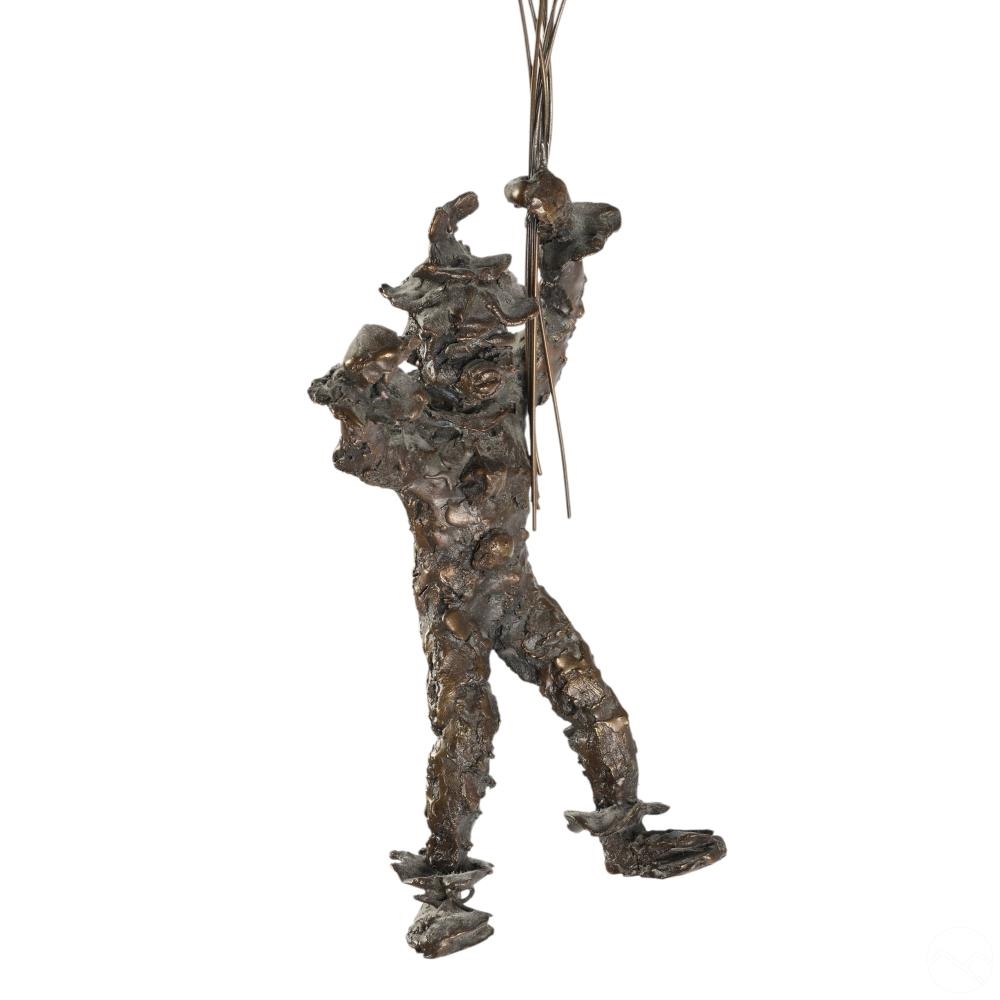 Irwin Hyman | Jovial carnival circus clown holding wire-tethered ...