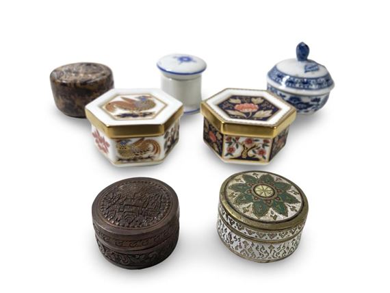 SEVEN | Collection Of 7 Vintage Unique Trinket Boxes | MutualArt