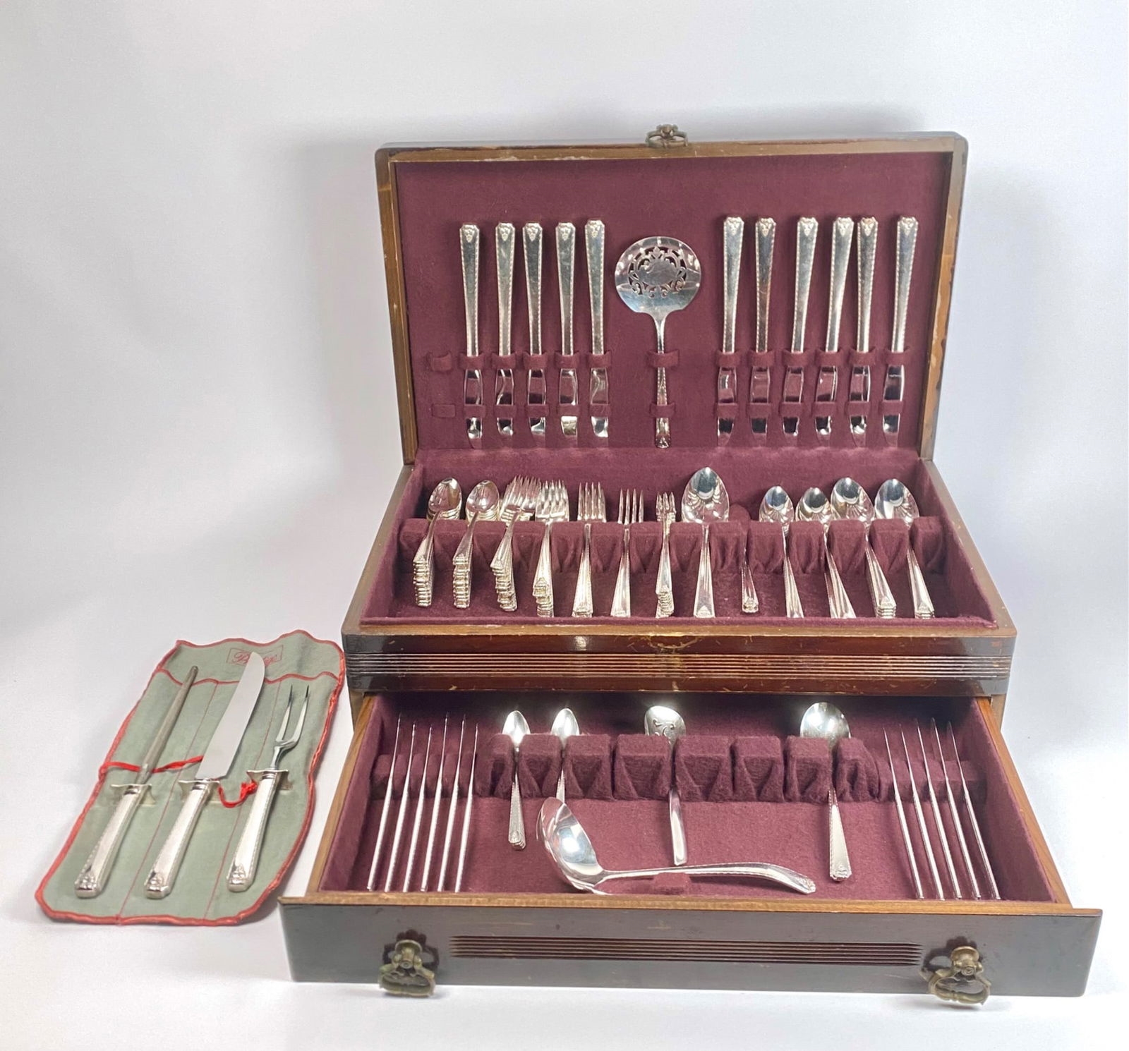 Guido Silvestri | Silver-Plated Flatware Set in Prestige Plate Duratene ...