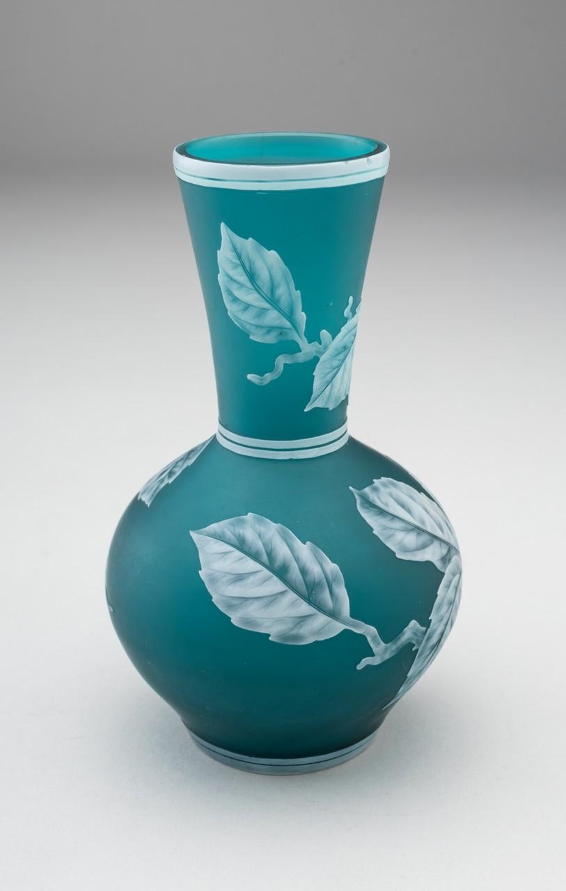 Joshua Hodgetts | A Stevens and Williams cameo glass vase, 6 in. (15.2 ...