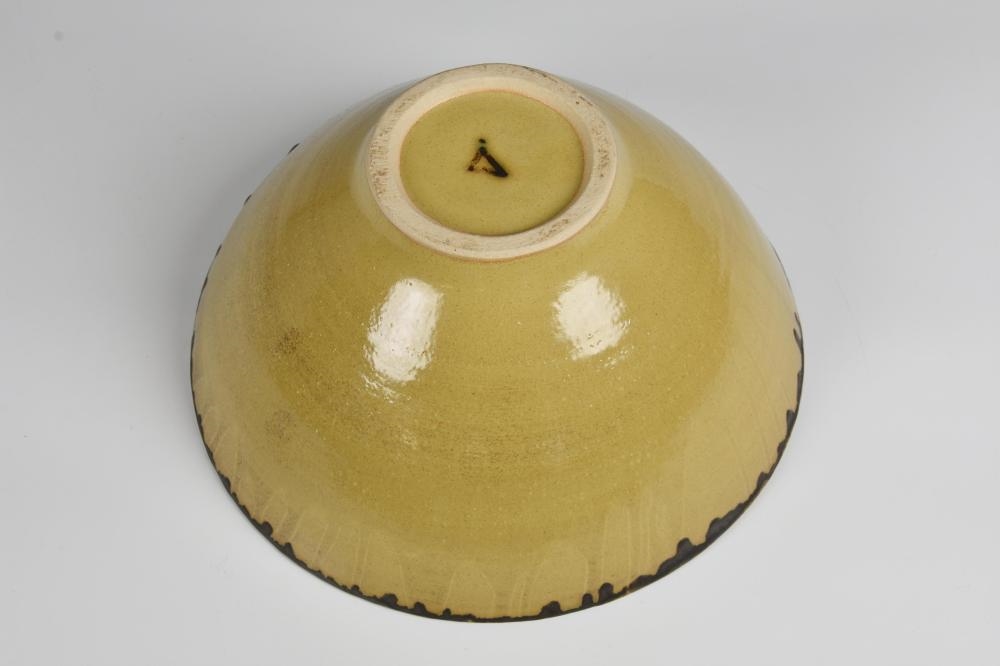 Lucie Rie | A Studio Pottery Bowl | MutualArt