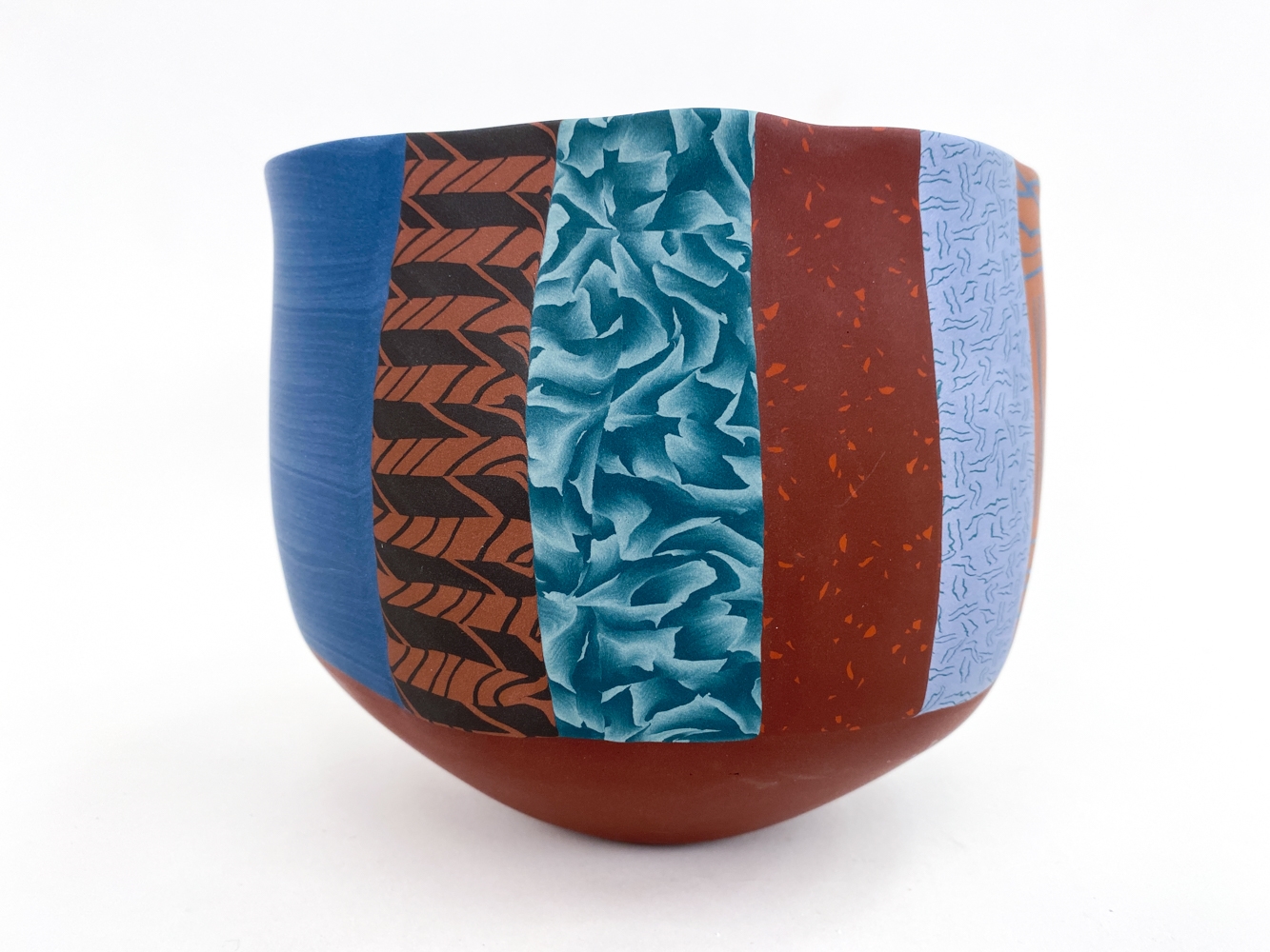 Thomas Hoadley | THOMAS HOADLEY NERIKOMI STUDIO POTTERY VASE | MutualArt