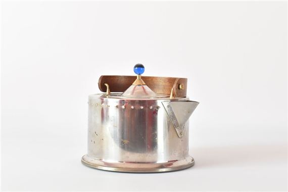 Carsten Jorgensen | Ottoni model kettle created in 1986 (1986) | MutualArt