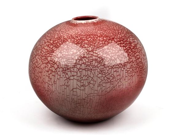 Col Levy | A large modern ceramic vase | MutualArt