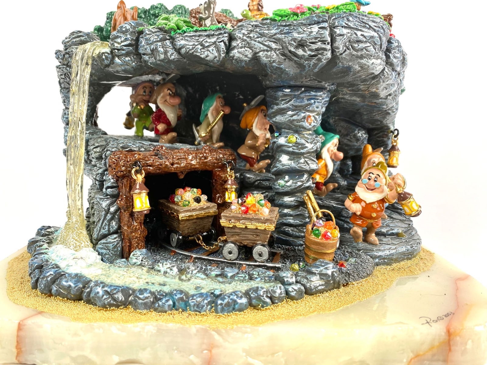Ron Lee | Ron Lee Snow White and The Seven Dwarfs Mine Scene Sculpture ...