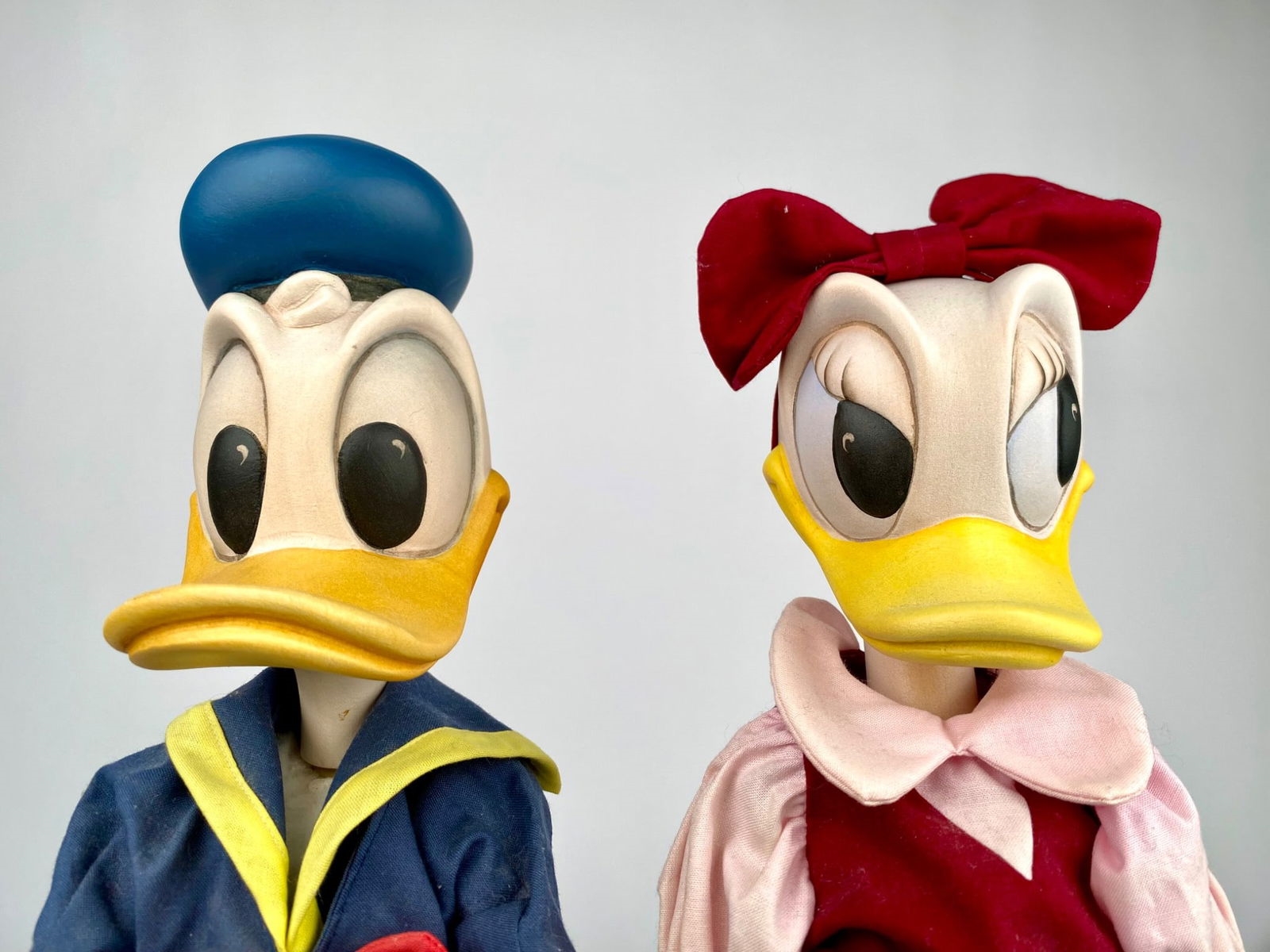 Donald | Large Donald Duck and Daisy Duck Figurines by Disney (Italy ...