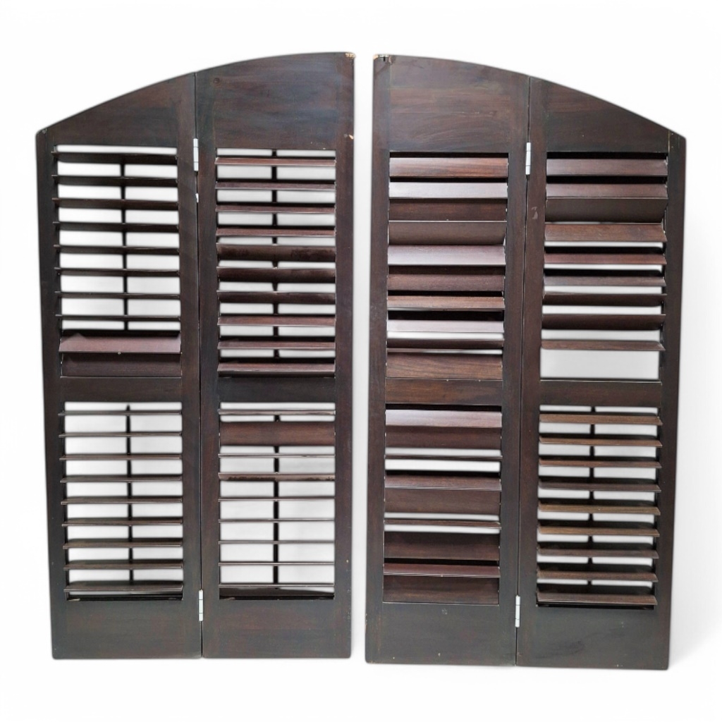 Louvre | LOVELY MAHOGANY TONED LOUVRE DESIGN CURVE 2 PANEL CANADIAN ...