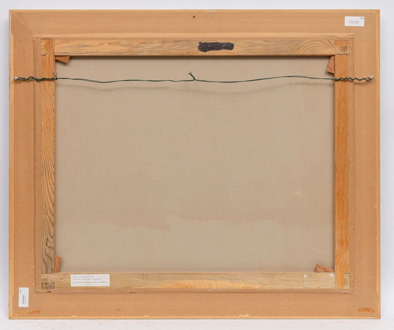 Lucio Araez | Wandelende figuren in mistig landschap | MutualArt
