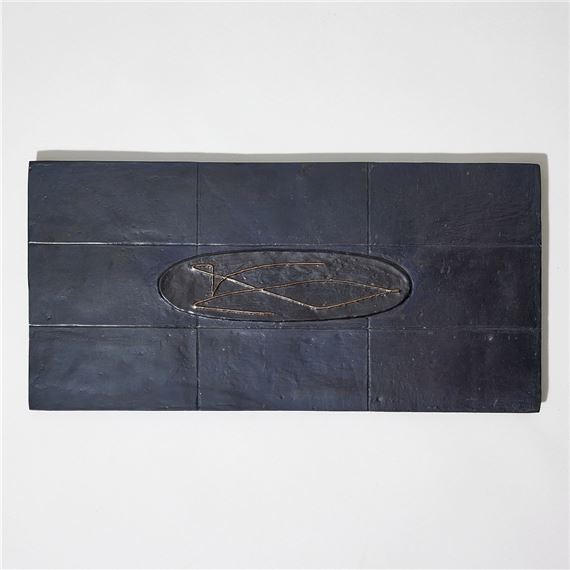 Liss Eriksson | Kvinna i oval | MutualArt