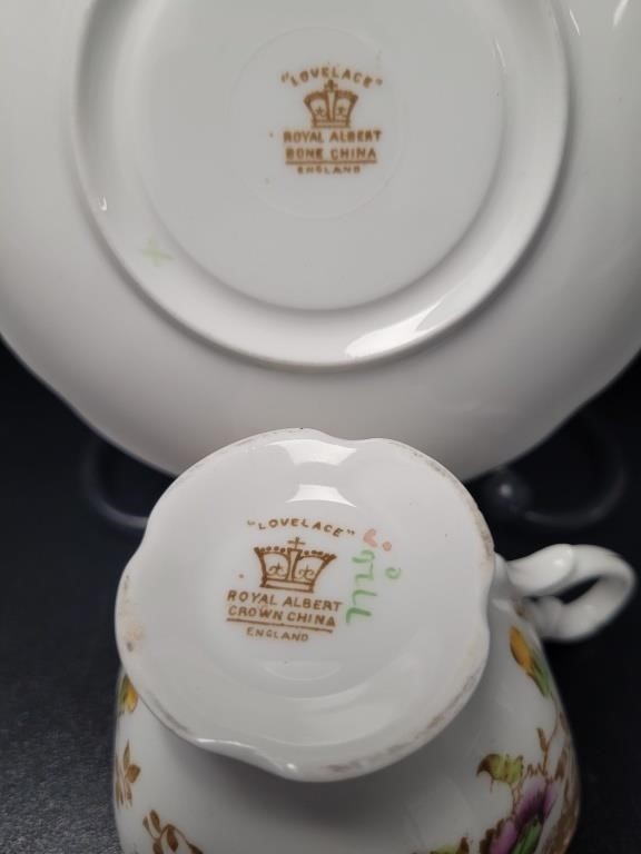 Royal Albert | Royal Albert Teacup & Saucer | MutualArt