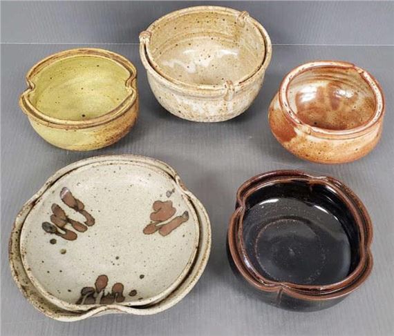 Warren MacKenzie | 5 Warren Mackenzie studio pottery bowls asst | MutualArt