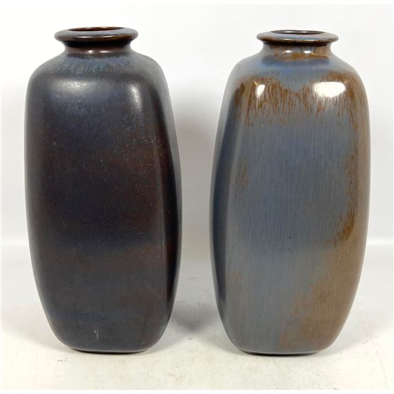 Knabstrup | 2 Knabstrup Denmark Glazed Ceramic Floor Vases. Nice glazed ...