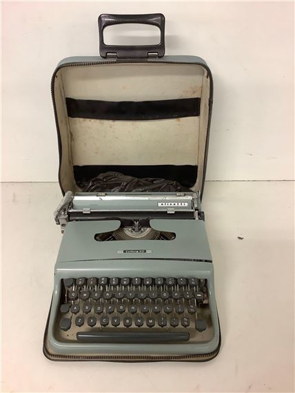 Luigi Olivetti | OLIVETTI PORTABLE TYPEWRITER | MutualArt