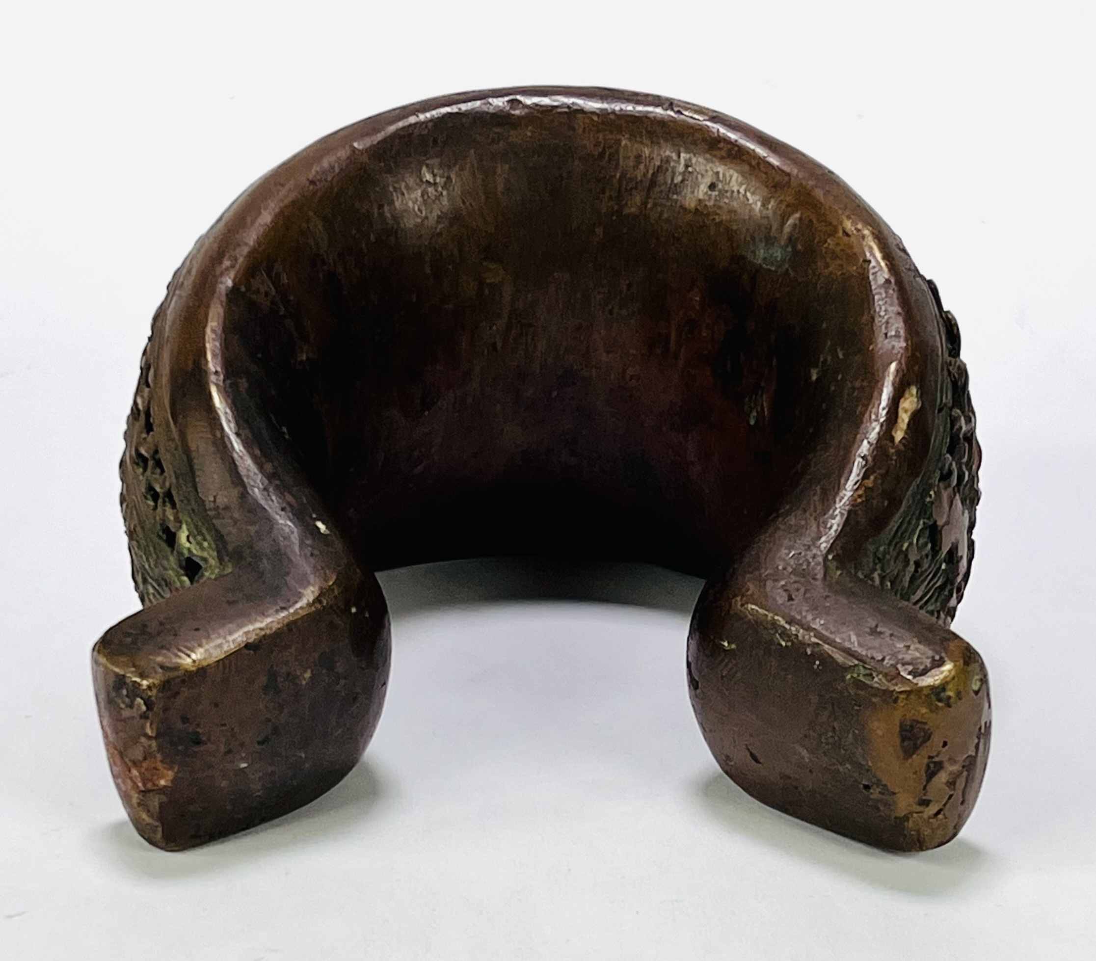Unknown | Afrikaanse opengewerkte bronzen tribale enkelband uit Benin ...