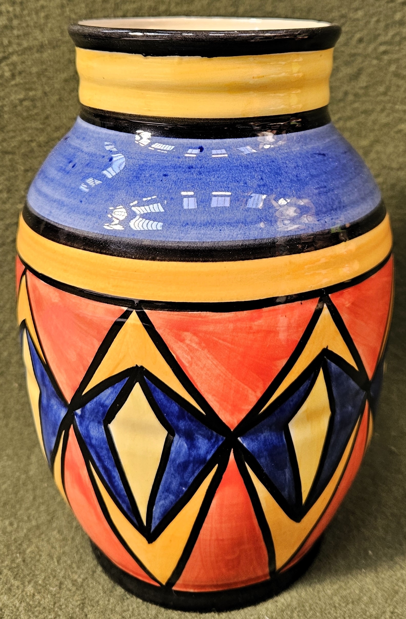 Lorna Bailey | Lorna Bailey Moray Pottery hand paintwd and glazed ...