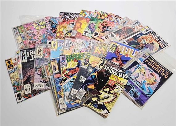 Marvel Comics | Box of Marvel comics incl Spider-Man | MutualArt