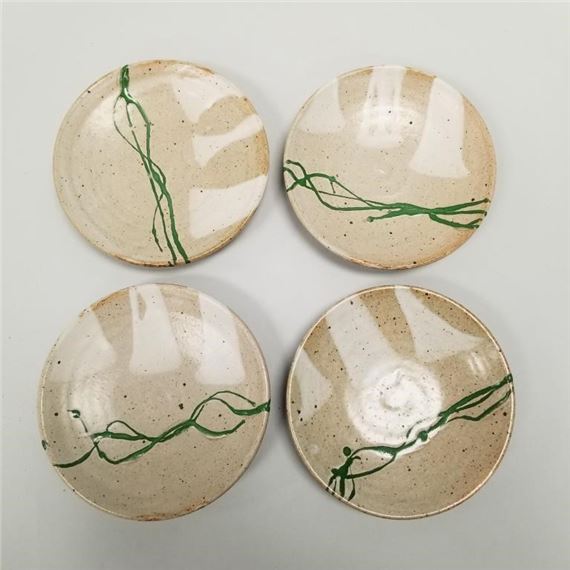 Warren MacKenzie | 4 decorated plates | MutualArt