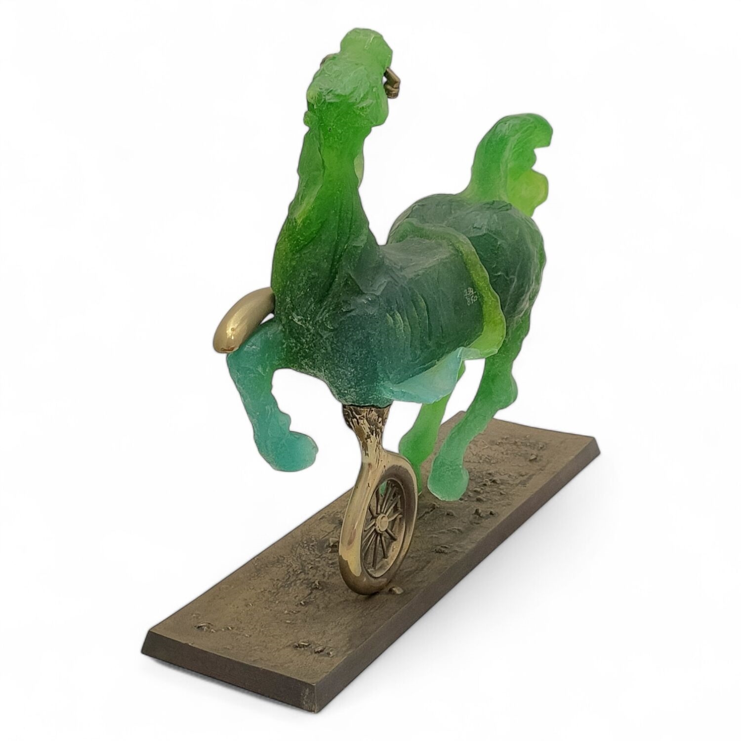 Salvador Dalí | pour DAUM France Débris d'une automobile donnant naissance à un cheval aveugle ...