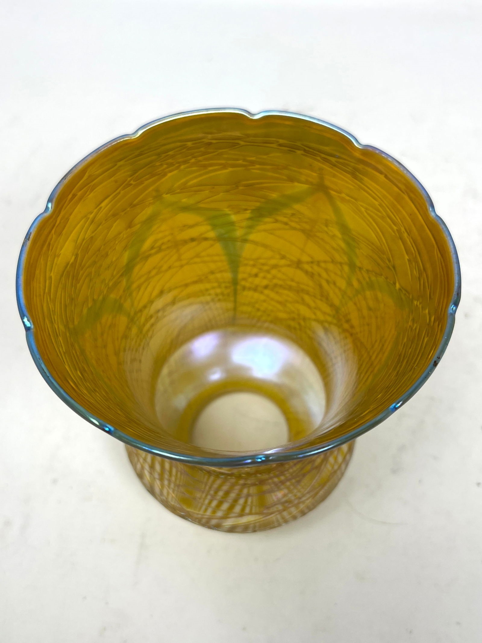 Quezal Art Glass & Decorating Co. | Pair Threaded Lustre Art Glass Shades. Quezal style (16 ...