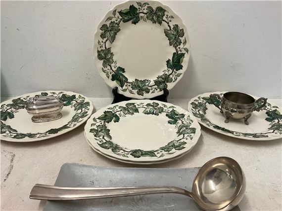 Sugar | FIVE JOHNSON BROTHERS LUNCHEON PLATES | MutualArt