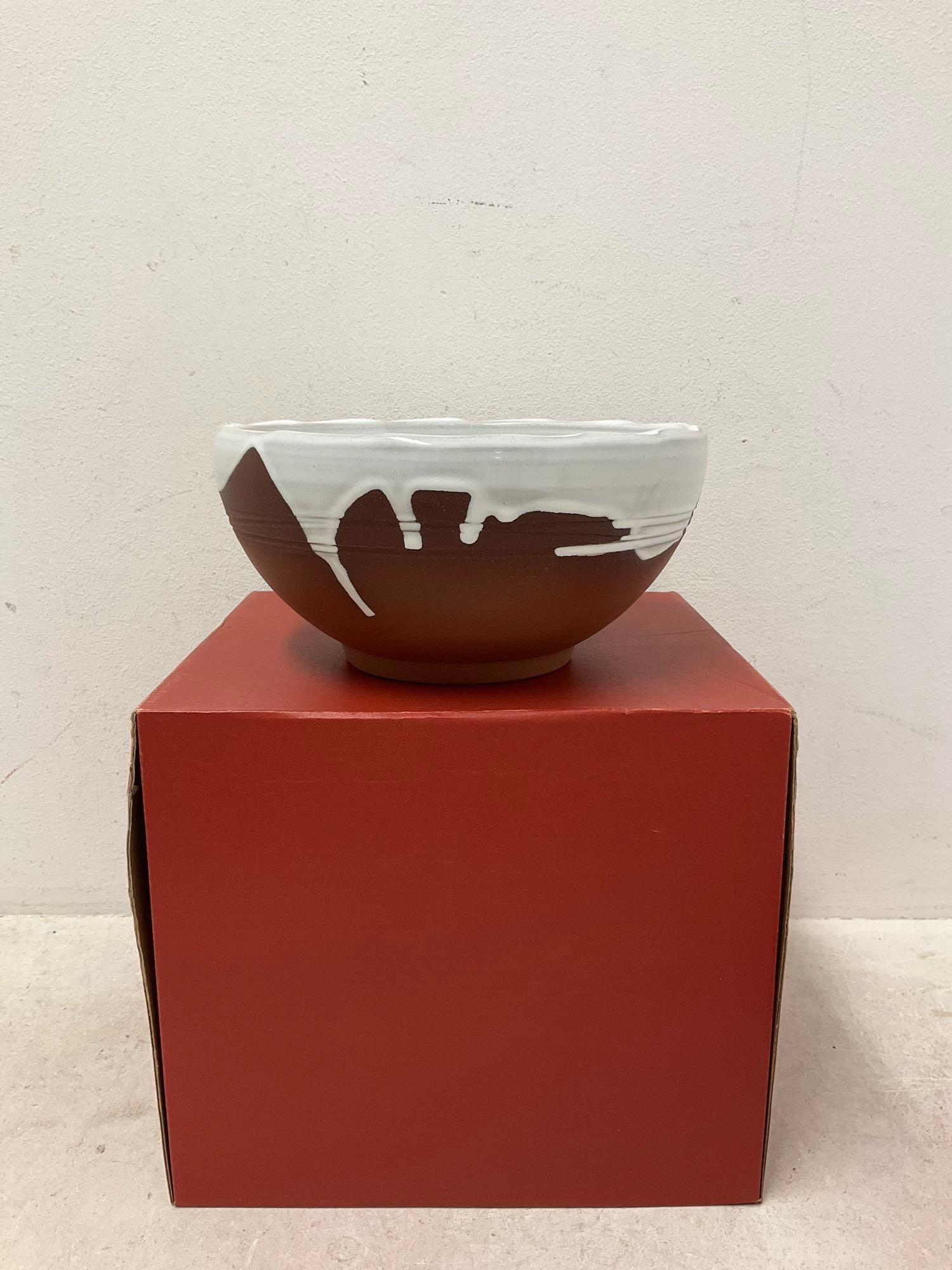 Stephen Pearce | STEPHEN PEARCE POTTERY BOWL | MutualArt