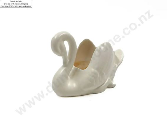 Crown Lynn | Crown Lynn Swan | MutualArt