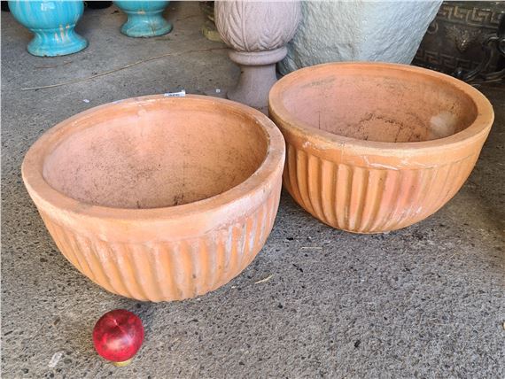 Planters | Two beautiful large terracotta garden pots / planters ...