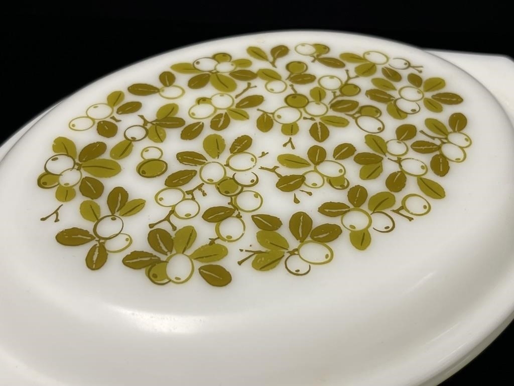 Pyrex | Pyrex Green 043 Casserole 1 1/2 quart w/Lid | MutualArt