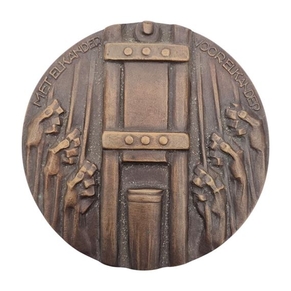 Christian Johannes van der Hoef | Medal (1931) | MutualArt