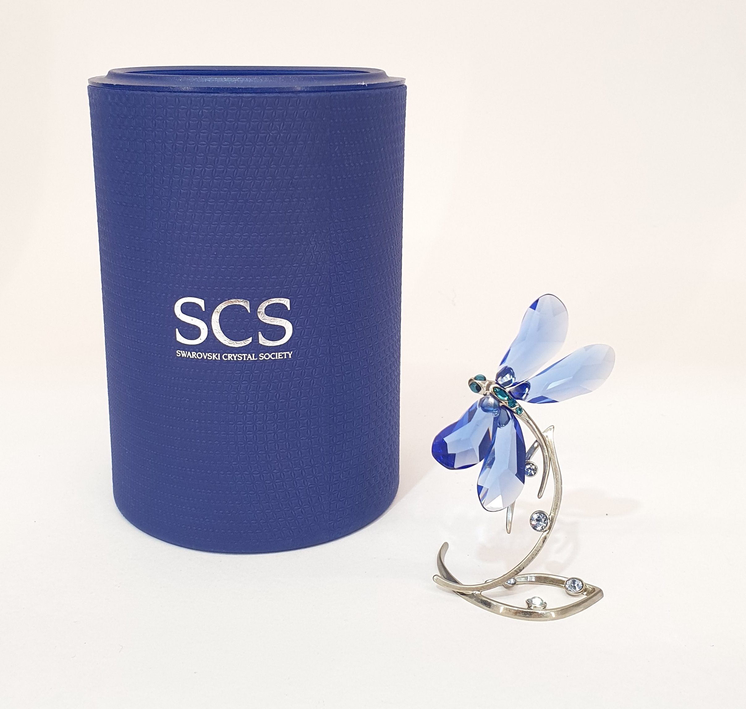 Unknown | A SWAROVSKI CRYSTAL DRAGONFLY MODEL (2014) | MutualArt