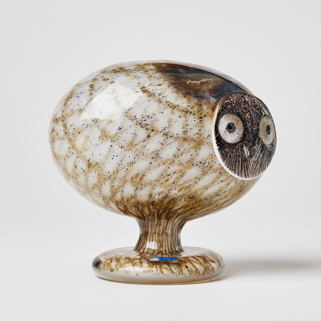 Oiva Toikka | Helmipöllö - Pearl Owl, glasfågel | MutualArt