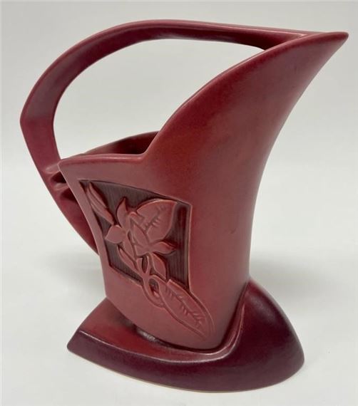 Roseville | Roseville Pottery Red Silhouette Basket 709-8 | MutualArt