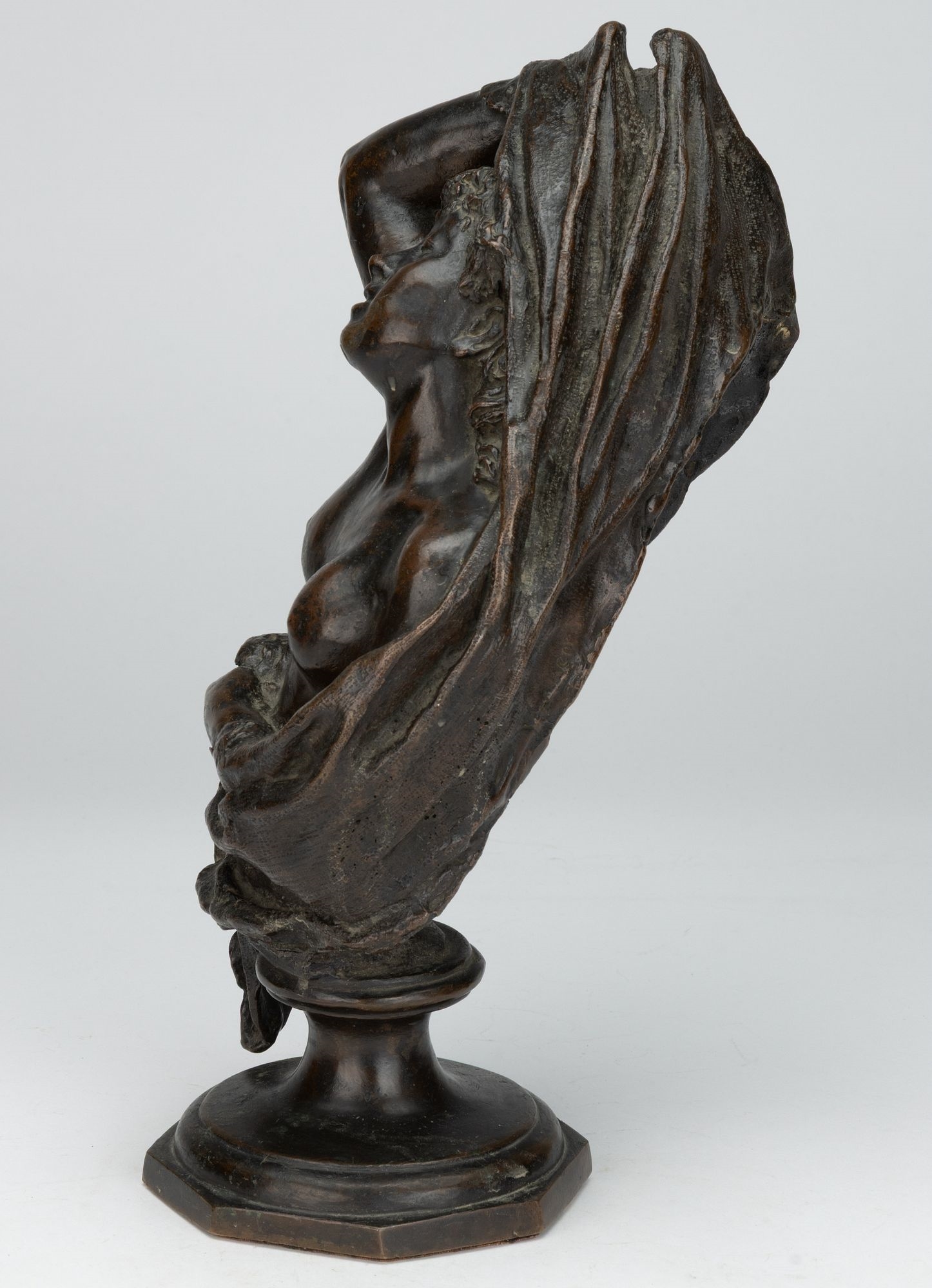Loie Fuller | CONTINENTAL ART NOUVEAU BRONZE BUST OF A WOMAN (20th ...