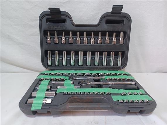 Unknown | MASTERCRAFT 74 pc SOCKET SET | MutualArt