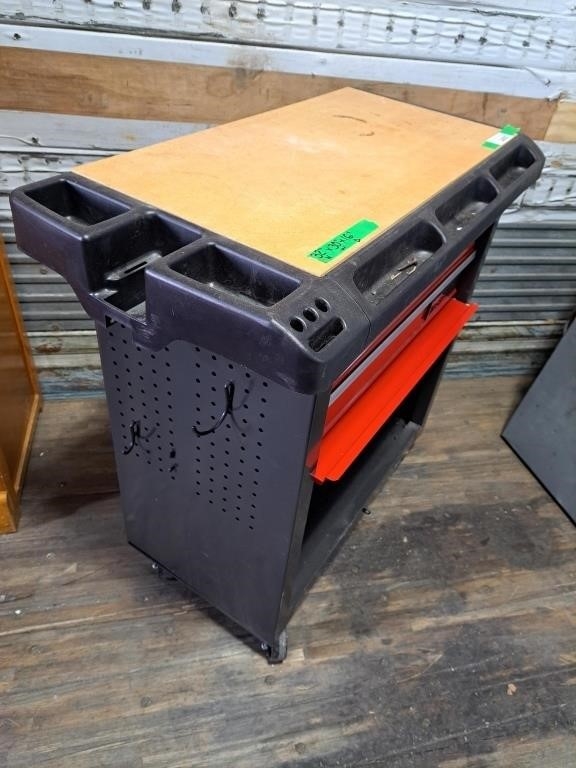 Mastercraft | Mastercraft rolling tool chest with contents | MutualArt
