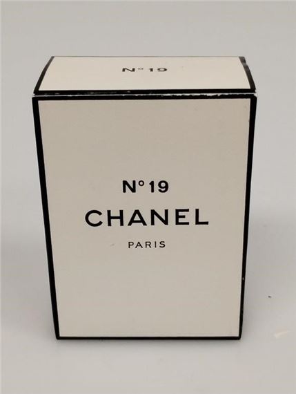 Chanel | Chanel No 19 Pure Perfume Pre-Barcode 1970s 14ml (Circa 1970s ...