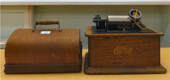 Unknown | An early 20thC Thomas Edison design (Early 20) | MutualArt