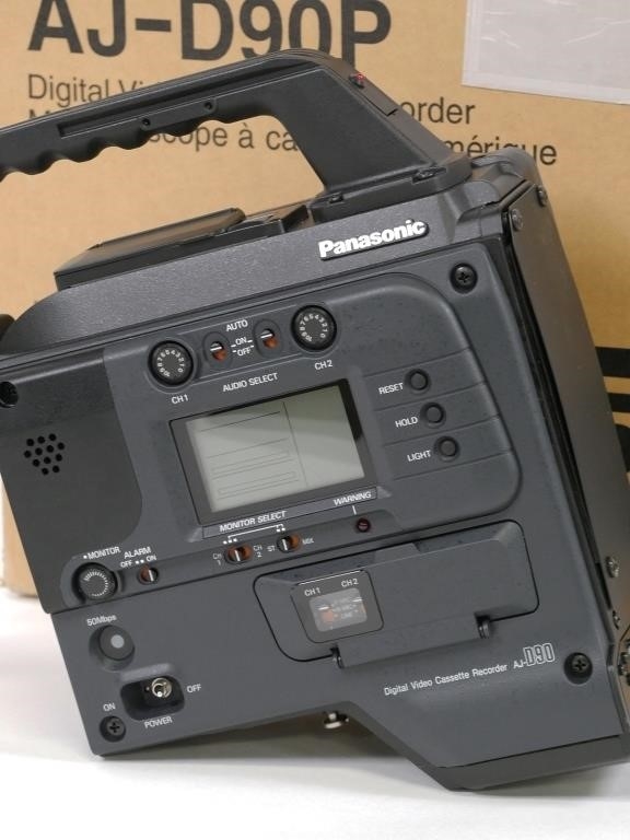 Panasonic | PANASONIC DVCPRO50 DIGITAL RECORDER | MutualArt