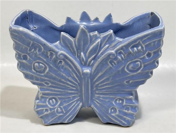 Planter | CHARMING 1940'S MCCOY POTTERY BUTTERFLY PLANTER (1940 ...