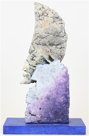 Herman Muys | “Moon face”, een keramisch beeld, gesigneerd Herman Muys ...