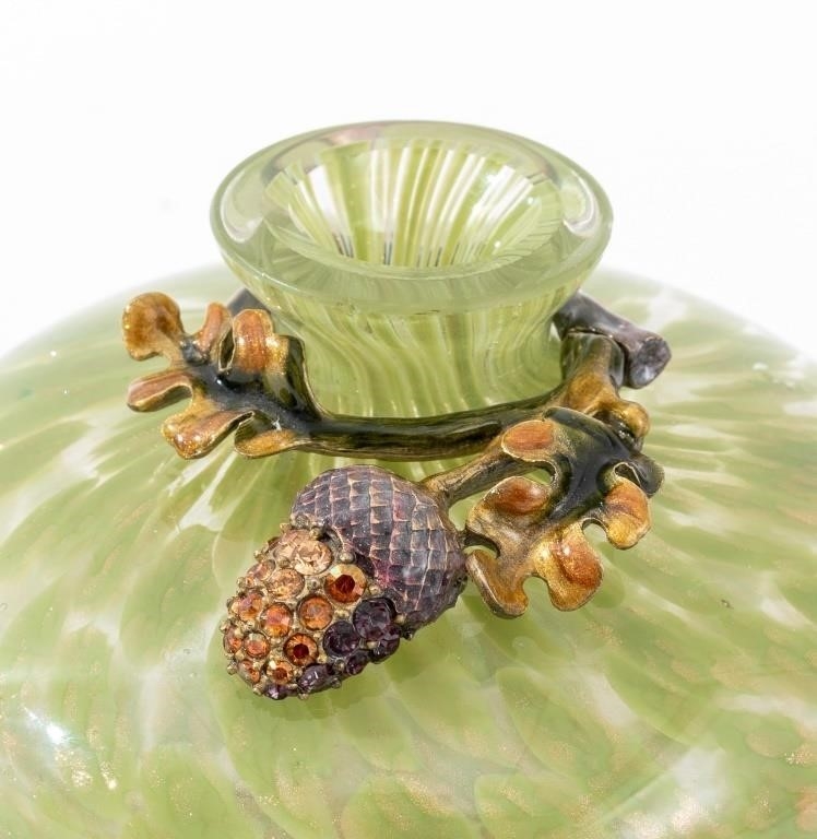 Jay Strongwater | Jay Strongwater Oak Leaf Mounted Green Glass Vase ...