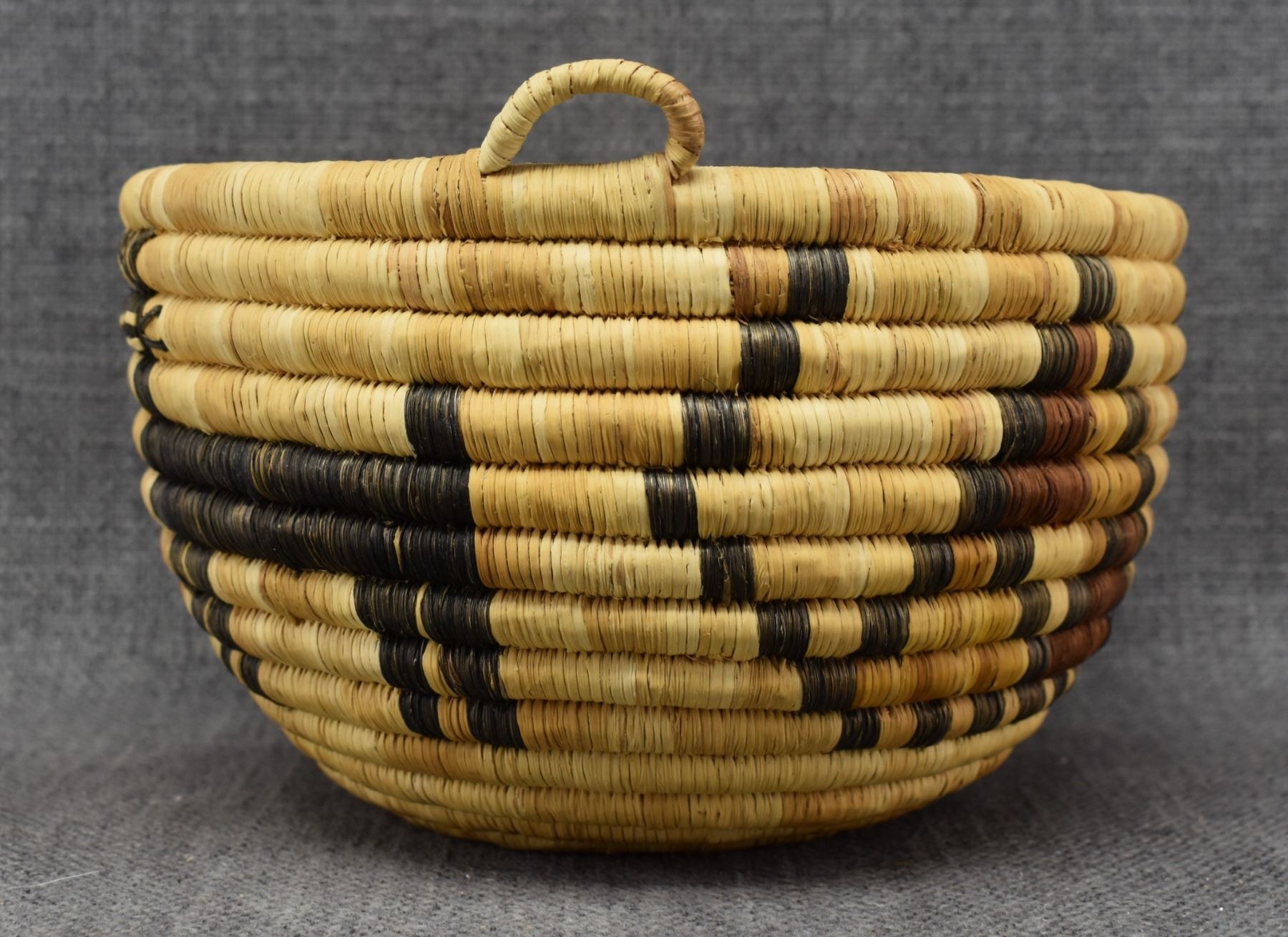 Jewelry | HOPI BASKETRY BOWL | MutualArt