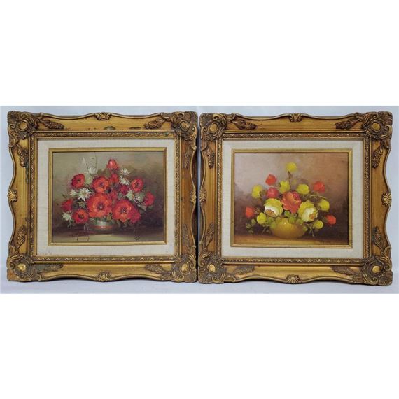 T. Roberts | Flowers | MutualArt