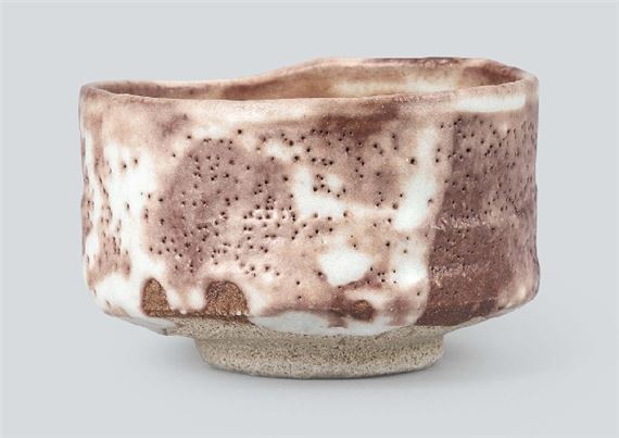 Tokuro Kato | Shino tea bowl named Mannoji (1982) | MutualArt