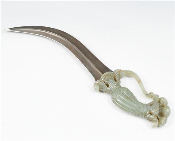 Unknown | MUGHAL-STYLE JADE-HANDLED DAGGER | MutualArt