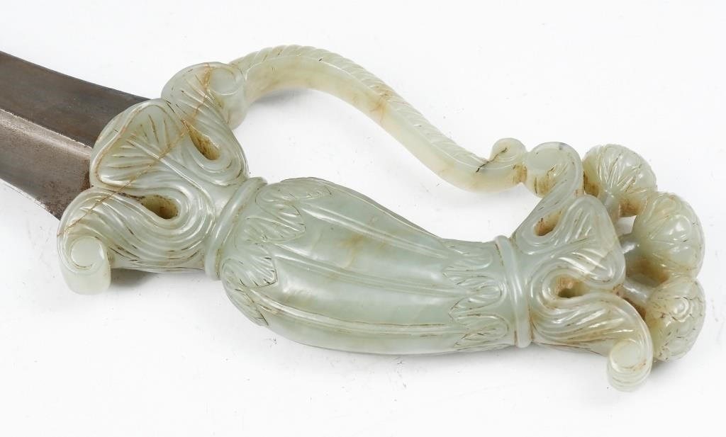 Unknown | MUGHAL-STYLE JADE-HANDLED DAGGER | MutualArt