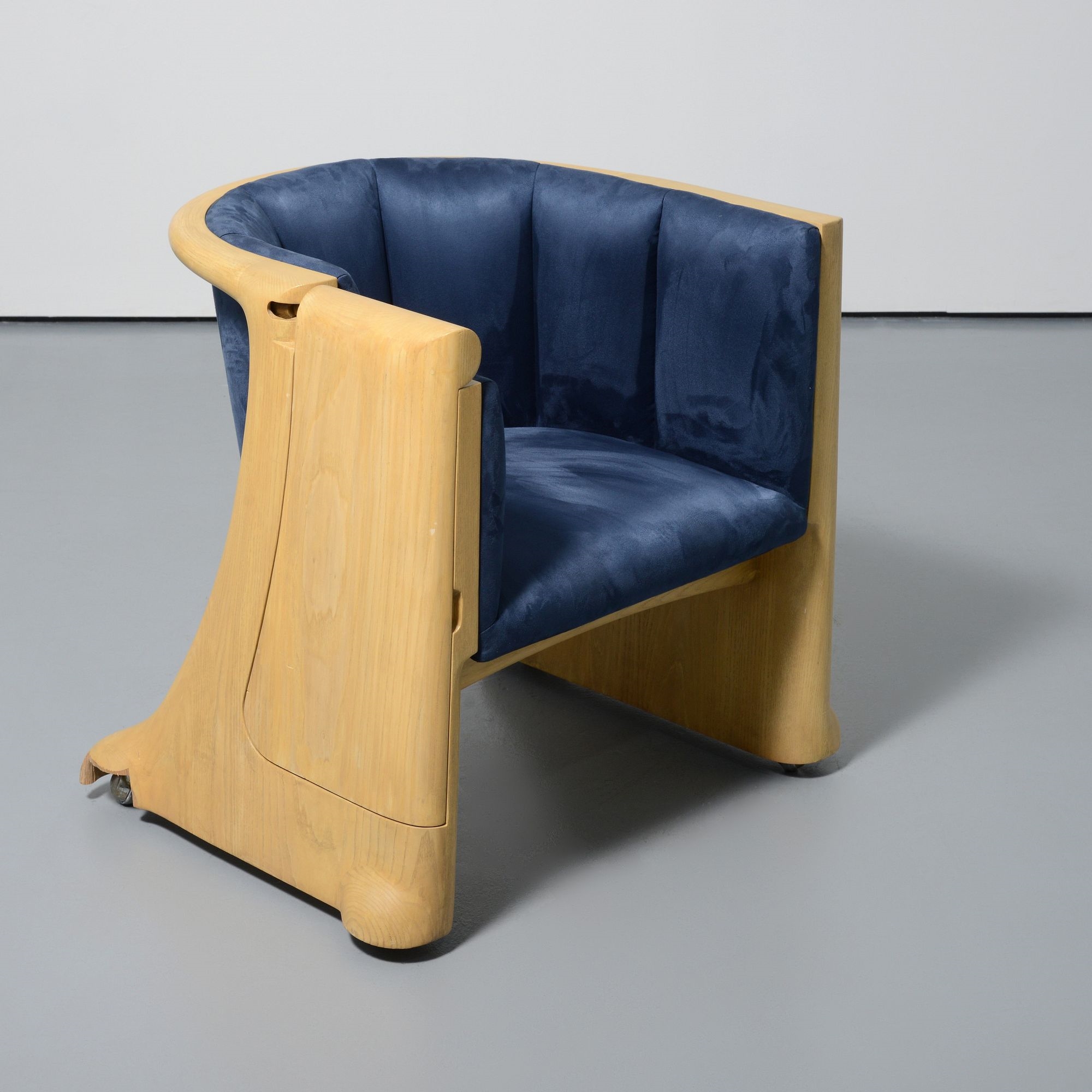 Wendell Castle | Wendell Castle GANNETT BOARDROOM Chair | MutualArt