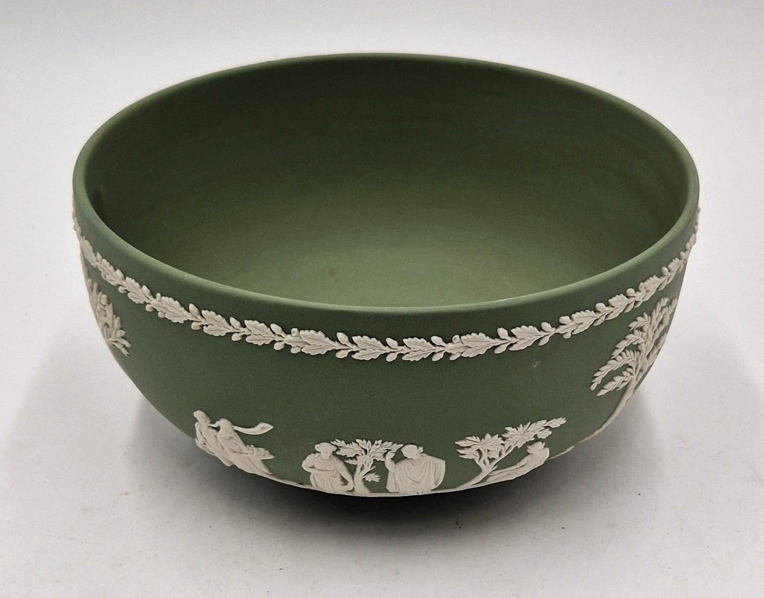 Wedgwood | WEDGWOOD GREEN JASPERWARE 20cm Dia BOWL | MutualArt