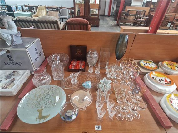 Thomas Webb | A selection of glassware to include Thomas Webb glasses ...